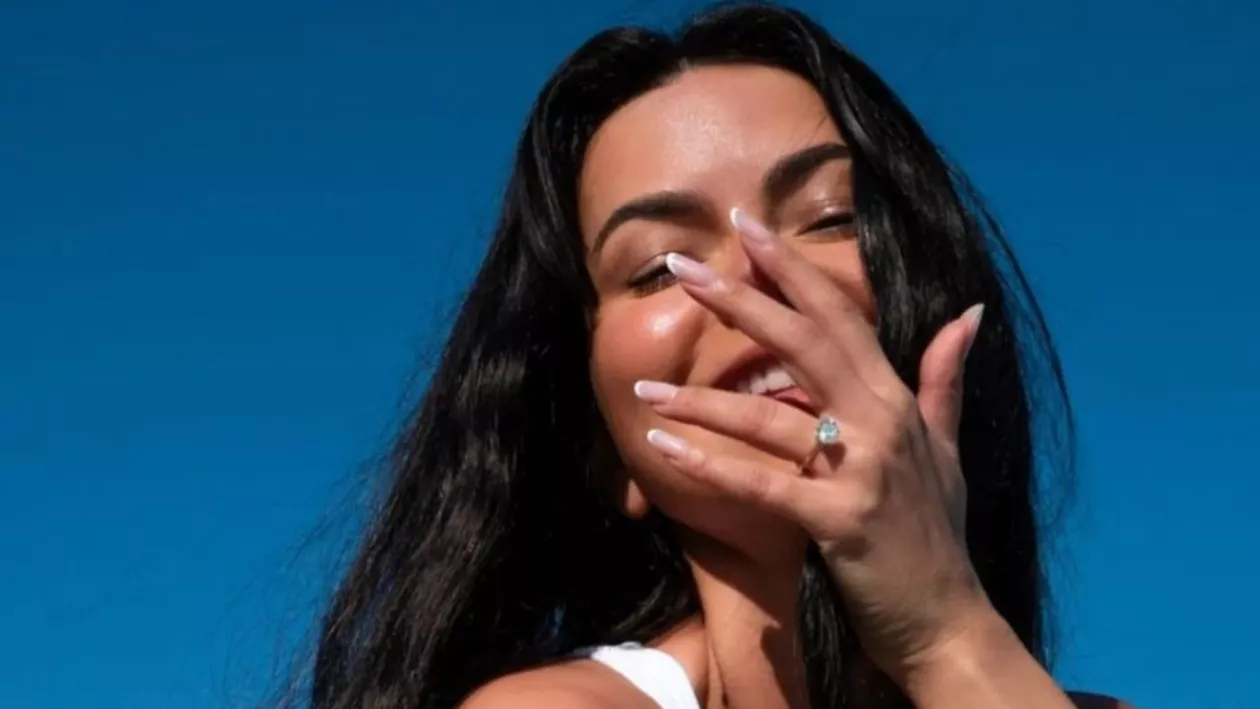 Inna, cerută în căsătorie de iubitul ei, Deliric. Cântăreața a postat o ...