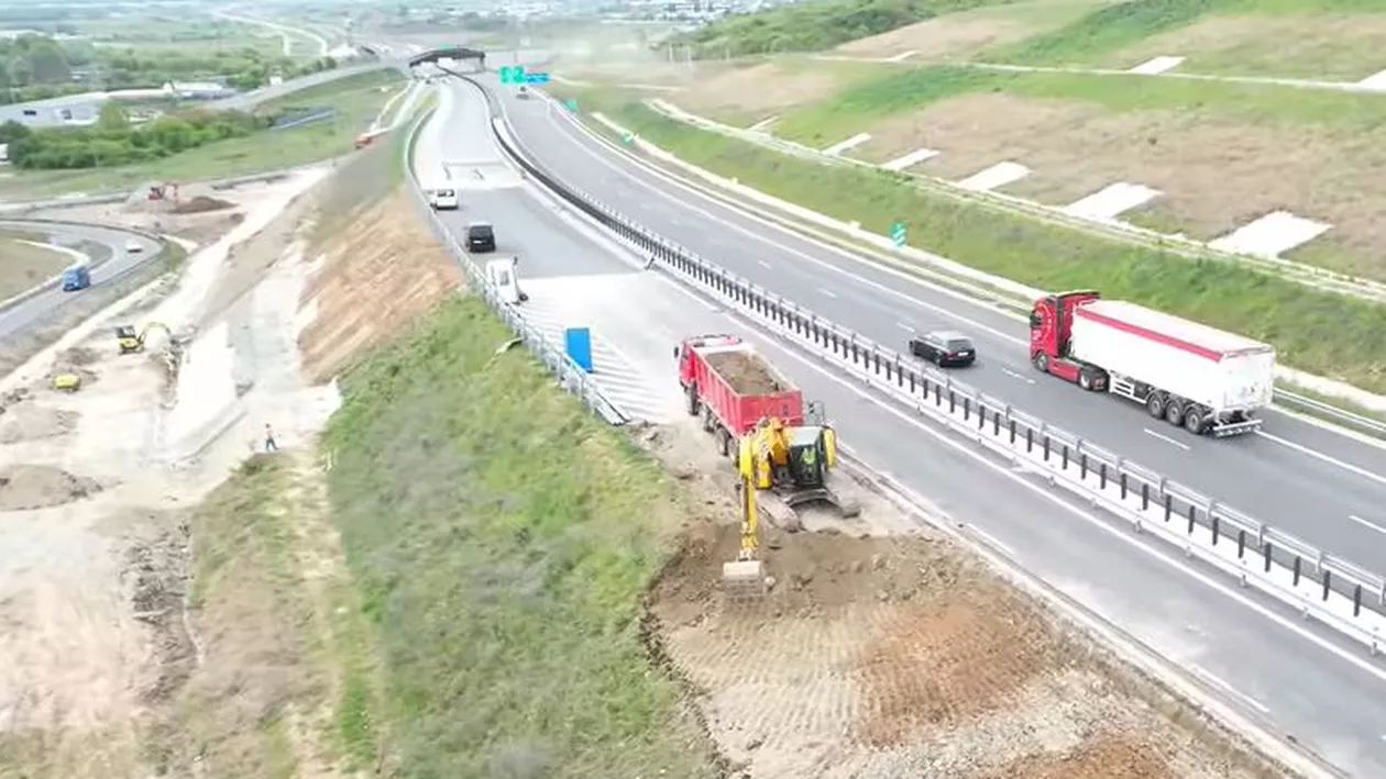 O nouă surpare pe A10 Sebeș - Turda, la doar câțiva metri de locul unde ...