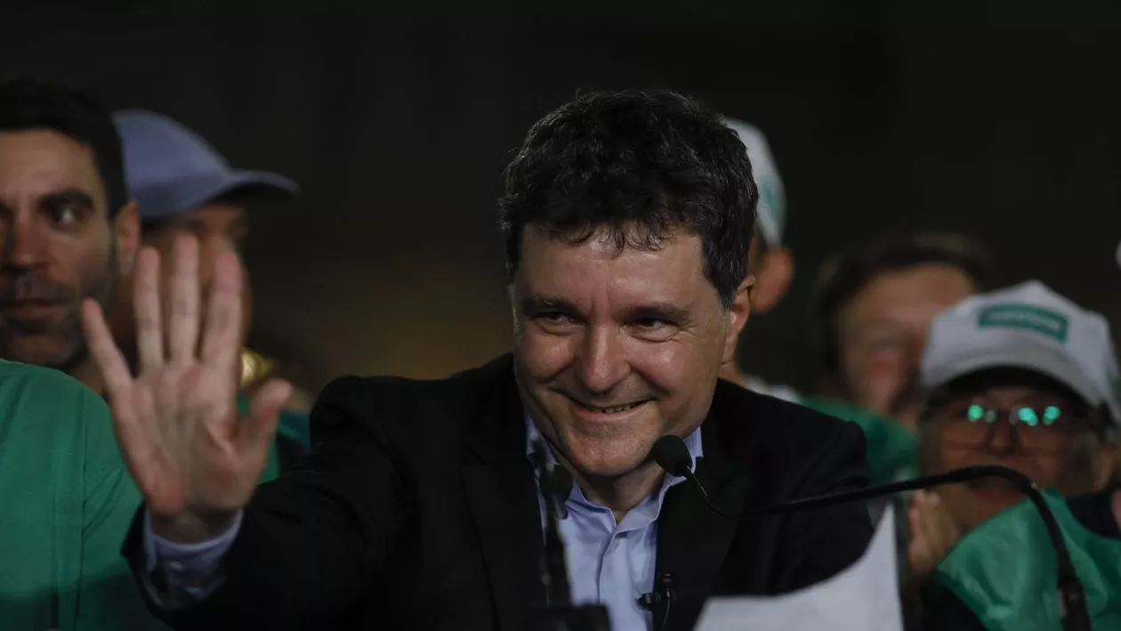 Nicușor Dan, despre meme-urile cu el. Cum a reacționat candidatul la ...